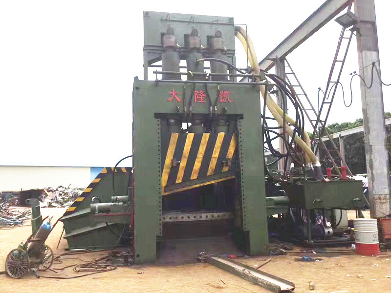 Simple Control Hydraulic Metal Mobile Scrap Shear For Scrap Boards 10 ...
